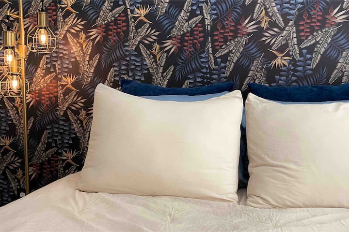 The Terracotta, Lakeside View & Mins From Airports - Irving, TX