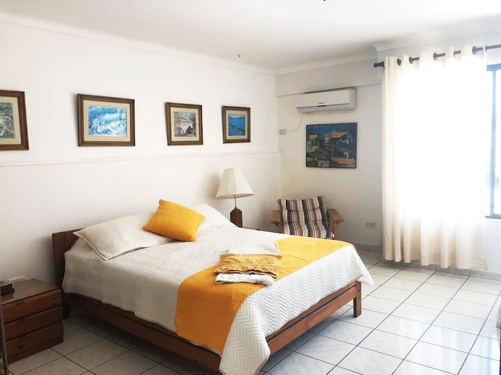 Tranquila, Ventilada, Piscina, Wifi P/fibra ÓPtica - Bolivia