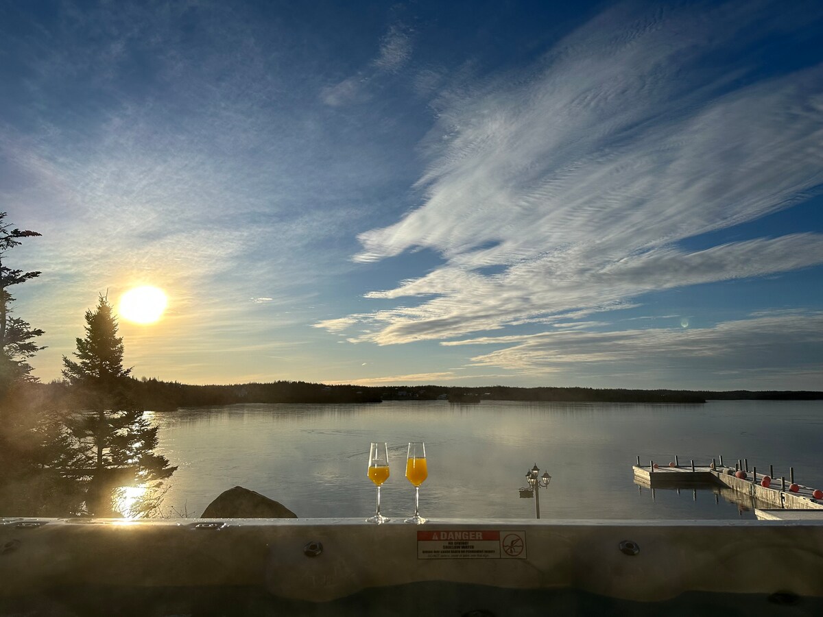 Moments Cottage Wellness Retreat | Waterfront Spa