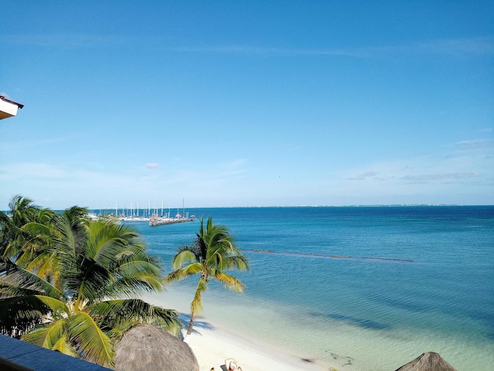 Condominio Con Vista Al Mar Desde El Balcon - Cancún