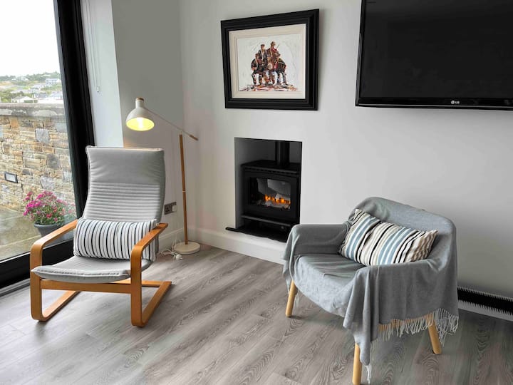 Terrace Apartment @Buttermilk - Downings