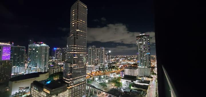 Lovely Place In The Heart Of Downtown Miami 2. - Miami, FL
