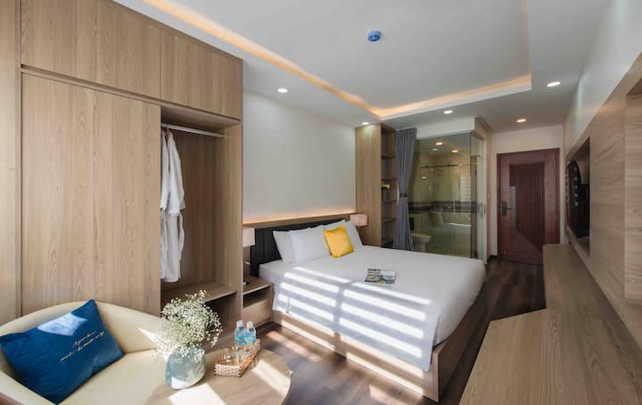 Work-friendly Studio |Great Wifi|near Beach &Shops - Vietnam