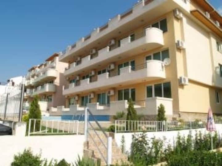 Seaview 2 Bed 2nd Line St Vlas Balcony Sea View - Sveti Vlas
