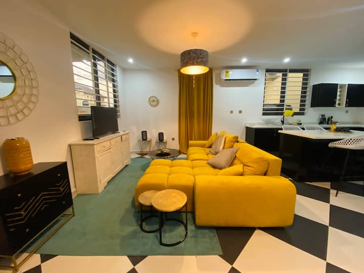 Spacious & Stylish 2bdr Close To Upsa - Accra