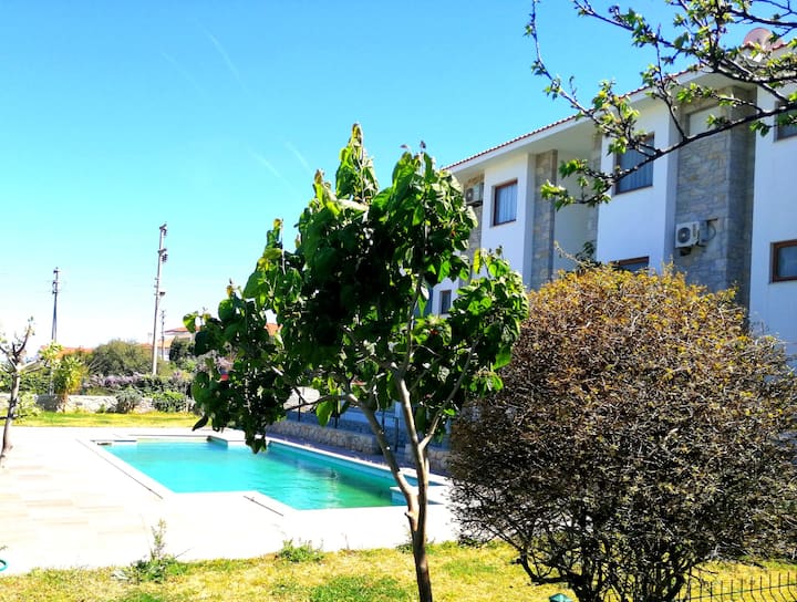 Havuz Olanağı Sunan Site Içi Güzel Bir Konut - Datça