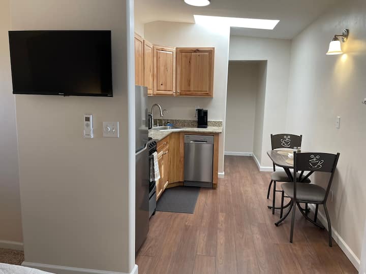 Overland Cabin B - 프레스컷