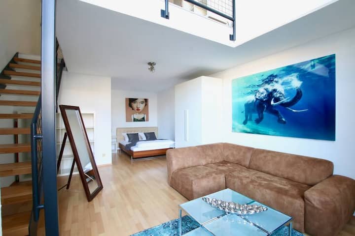 Gorgeous Loft-apartment Near Neumarkt - Cologne