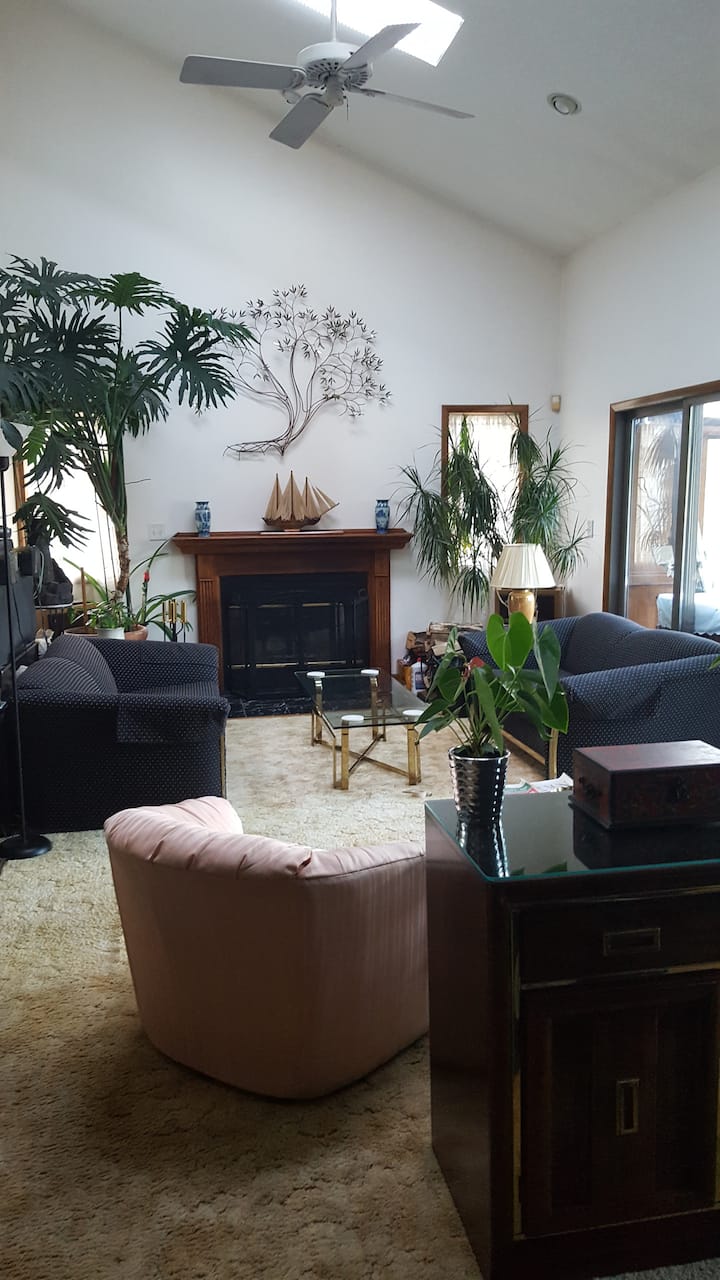 Pearl Of The Magothy-private Room 2 - Pasadena, MD