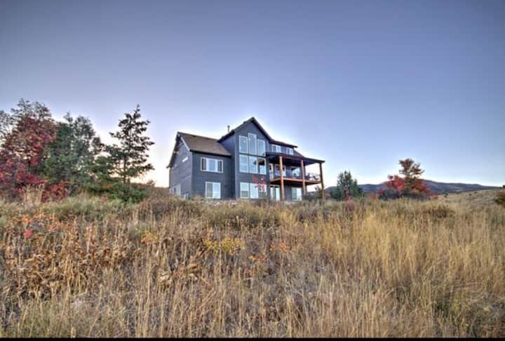 Family Cabin Paradise | Boating | Snowmobiling - Bear Lake