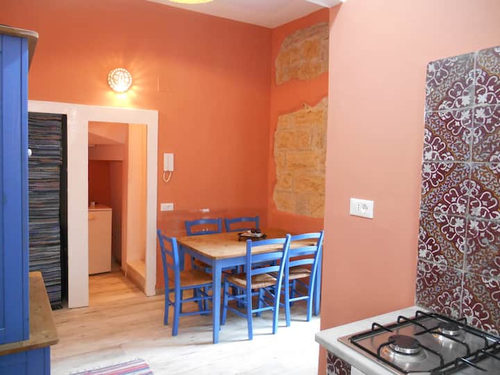 Historic Centre, 2 Sleeping Rooms - Palermo, Italia