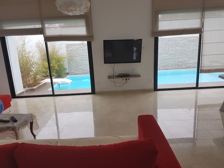 Belle Villa Indépendante à Hammamet, Zone Hôtels - Hammamet