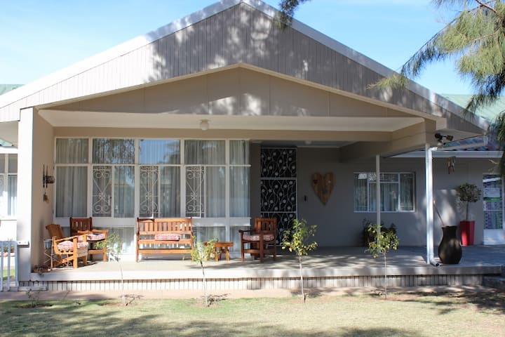 Karoo Bederf - Oudtshoorn