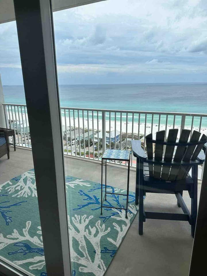 Stunningbeachviews18th Floor! No Resort Fees! - Shipwreck Island Waterpark, Panama City Beach
