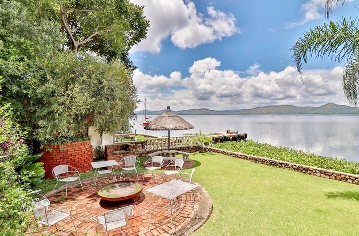 Quiant 6 Bed Boutique House By Kosmos Waterfront - Hartbeespoort