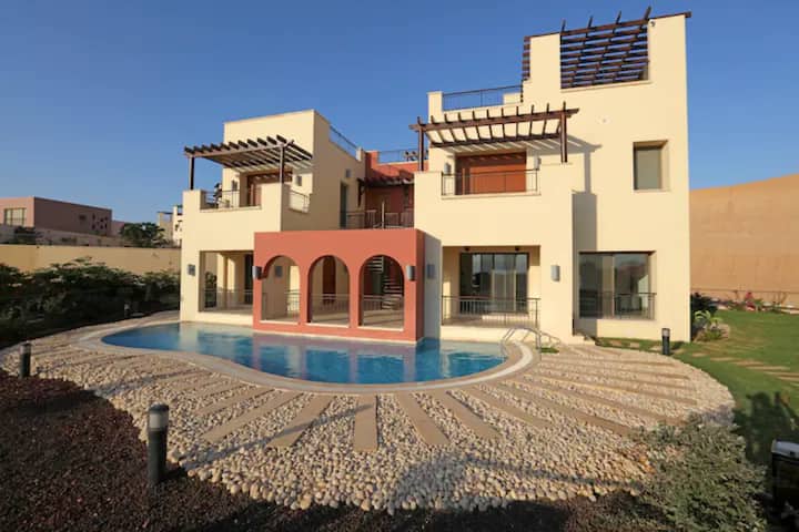 6 Bedroom Boutique Villa With Private Pool - Aqaba