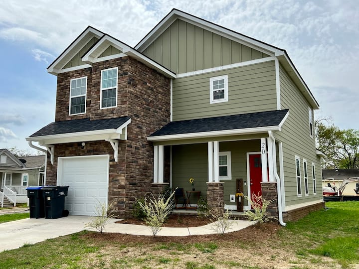 Spacious 4 Br Near Downtown - Augusta, GA