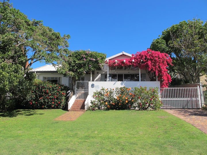 Villa Tsara - Superb Beach Access - Plettenberg Bay