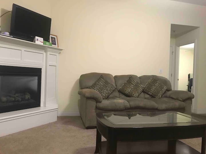 Beautiful Room - 2 - Columbia, MO
