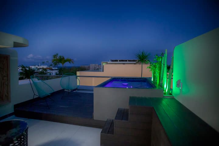 Penthouse With Jacuzzi On 5th Av. - Playa del Carmen