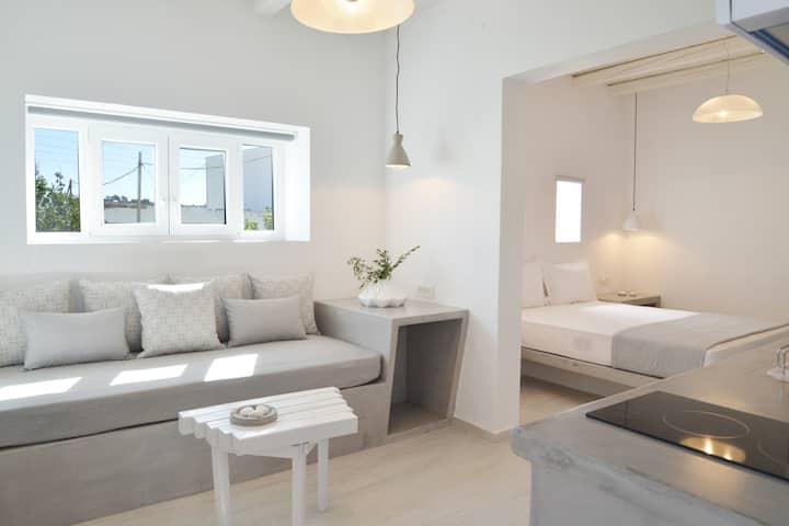 Ninomilos Apartments -  Luxury Traditional House 1 - Milos