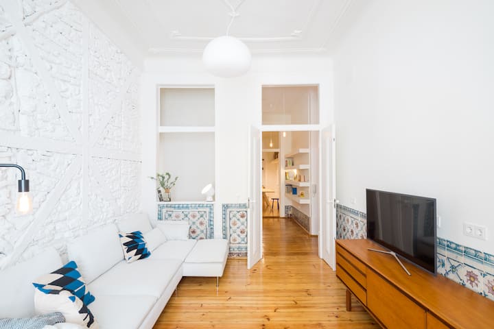 Cathedral Flat: New, Bright, 2 Wc For 5 People. - 