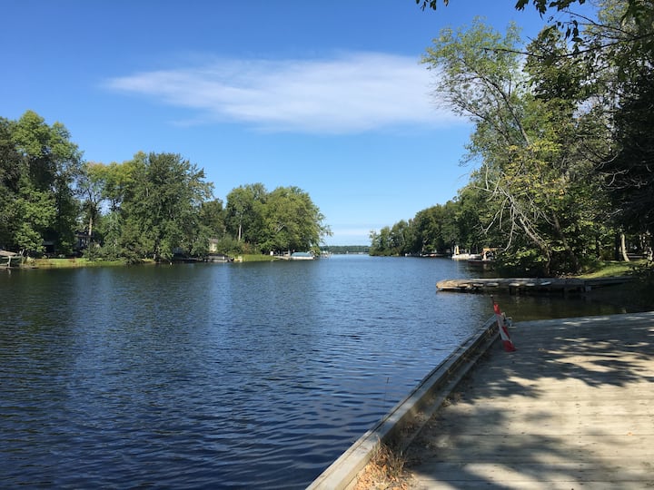 3 Waterfront Cottages On Lake Sparrow - Sleeps 16 - Muskoka District Municipality