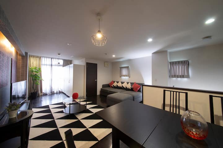 Near Nanba・shinsaibashi!!the Biggest Room (501) - Osaka, Japan