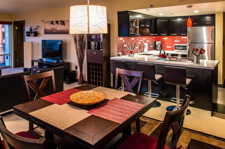 City View With City Flair At The Ilikai Hotel - Honolulu, HI