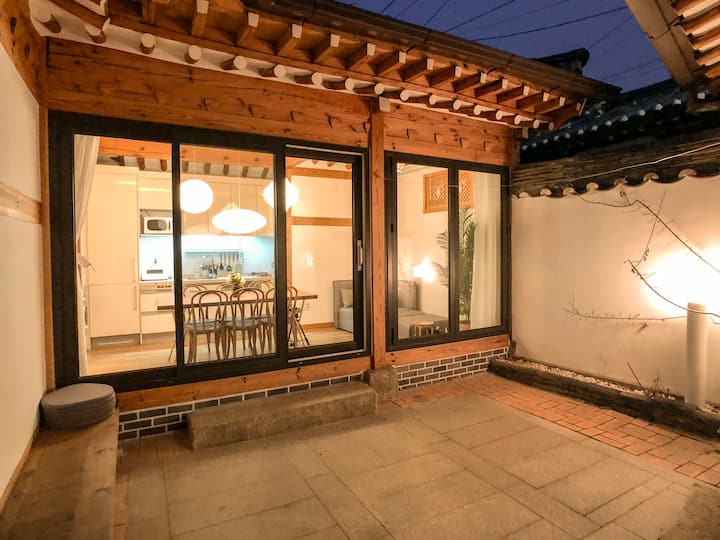 Jay Hanok / 3br·3bath / 8min From Anguk Stn - Seoul