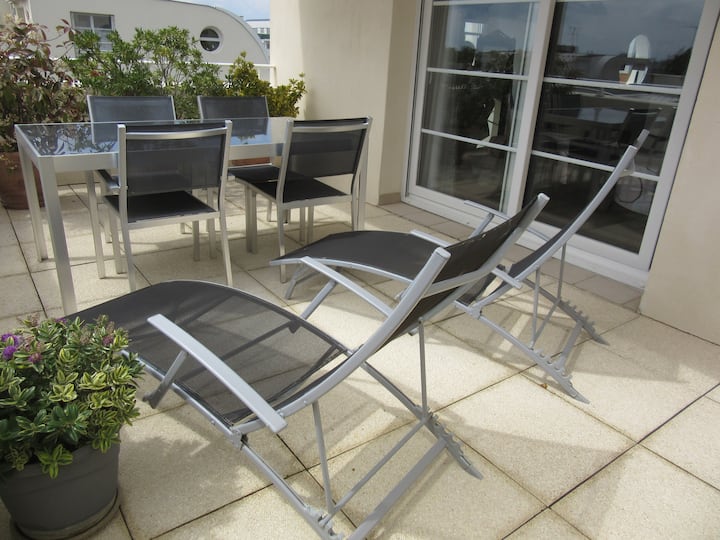 Très Bel Appart  Avec Terrasse - 2 Chambres - La Rochelle