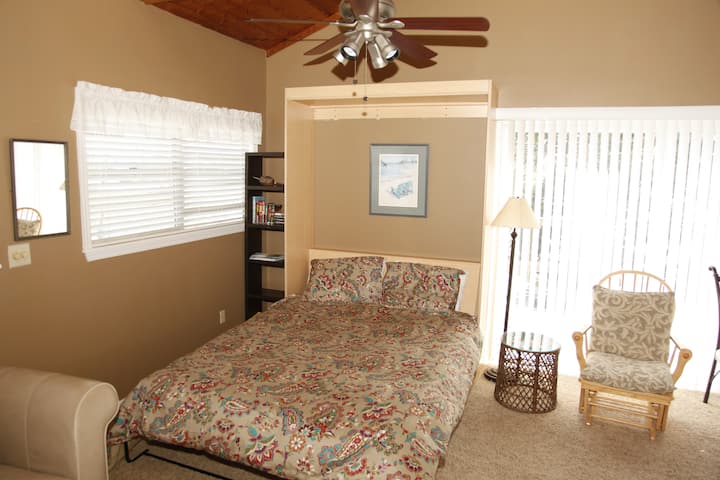 Great Loft - Clearwater Beach, FL