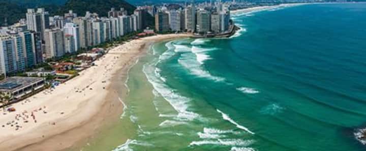 Apto Próximo à Praia E Restaurantes - Enseada - Guarujá