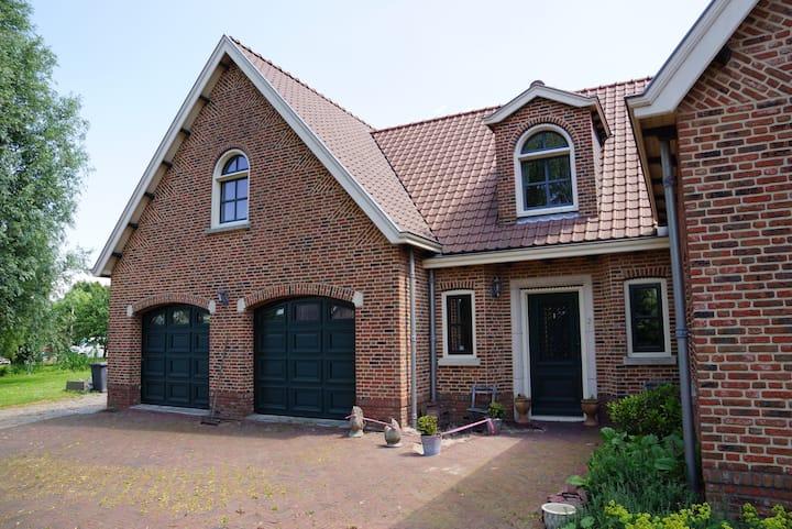 Ruime Zelfstandige Kamer Met Privé Badkamer(4) - Alphen aan den Rijn