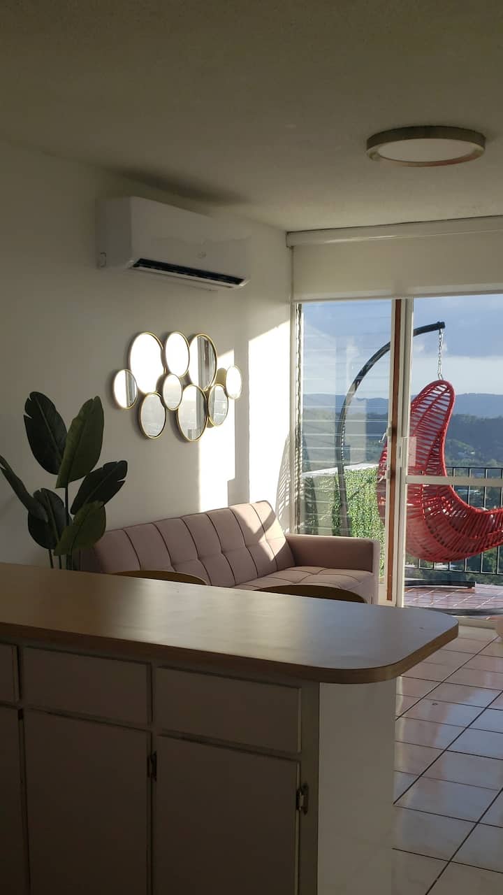 Cerro Lindo 401
Modern Entire Apt For 2 - Mayagüez