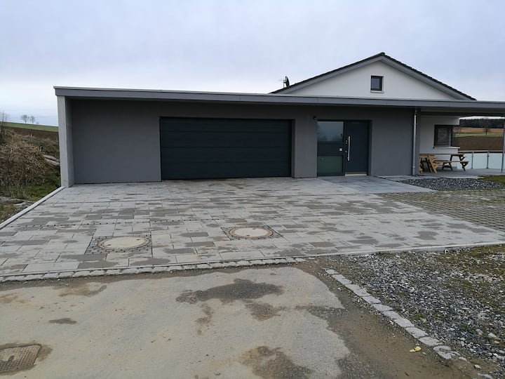 Ferienwohnung 95 Qm 3 1/2 Zimmer - Laupheim