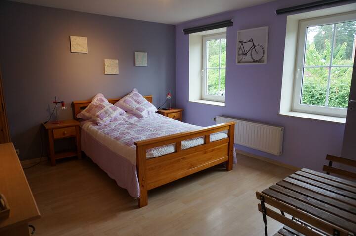 Jolie Chambre 1 Lit 2 Pers Bien éQuipée Et Calme ! - Rixensart