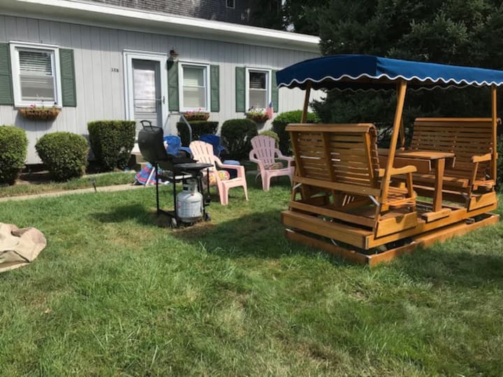 Coastal Cottage Getaway(ri#06513-str) - Newport, RI
