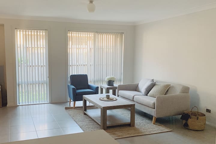 Beautiful Home In Lower Hunter Valley, Vineyards - Maitland