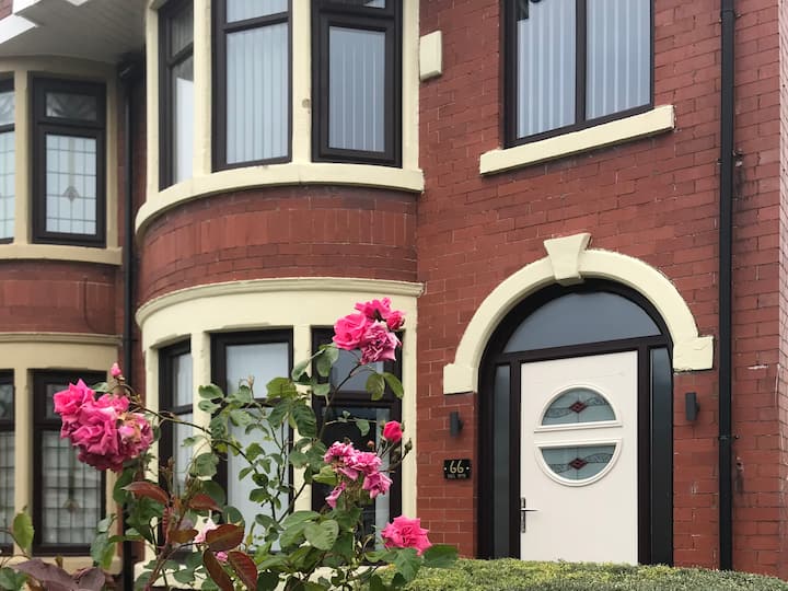 Traditional Family Home For Preston & Samlesbury - Preston