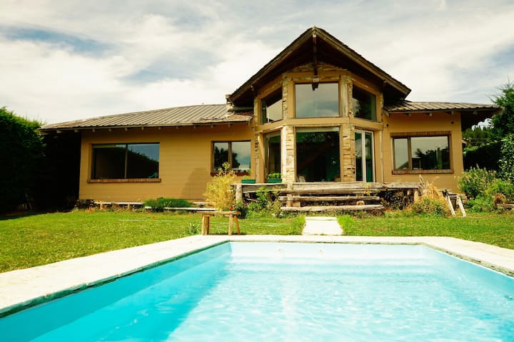 Casona A Media Cuadra Del Lago - San Carlos de Bariloche