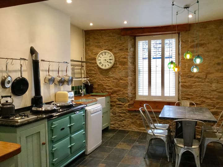 Terraced House In Bridgetown, Totnes - Totnes