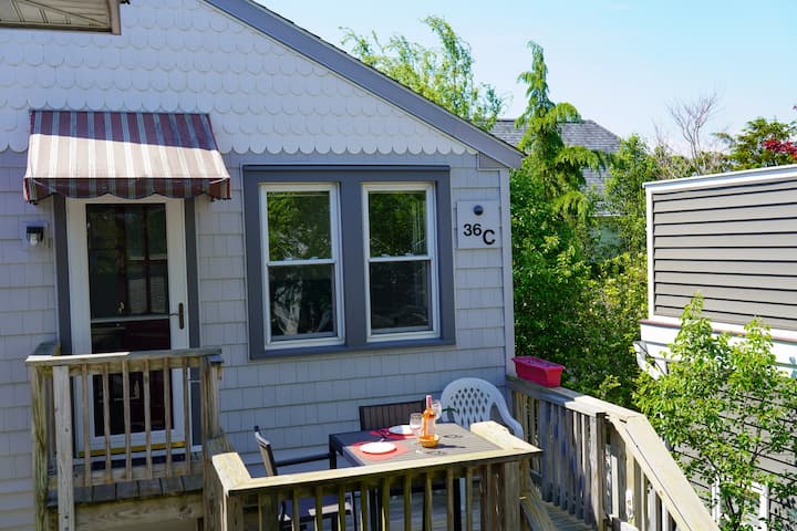 Casa Junior | Private Apartment 1 Block To Beach! - Rehoboth Beach, DE