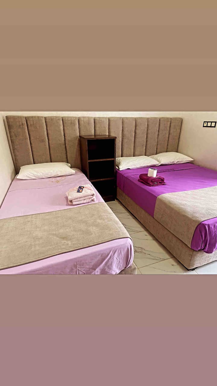 Habitación N4 Hotel 2camas 1 Doble 1 Plaza Y Baño - Nador