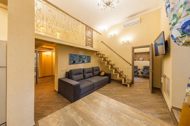 Duplex Studio In Historical Kyiv - Kyiv