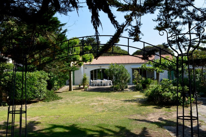 Delightful Villa Beachfront To Grenettes - Saint-Martin-de-Ré