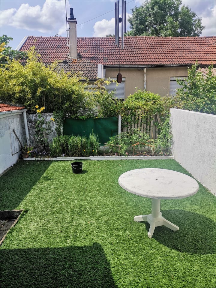 Chez Nous - Montigny-le-Bretonneux