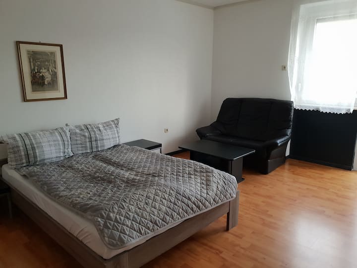 Stadtnahe Ferienwohnung Auch Temporär. 4 Z 108 Qm. - Trier