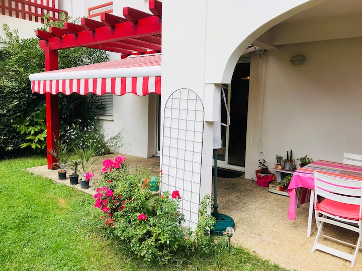 Rez De Jardin  Dans Petite Residence Basque - Anglet