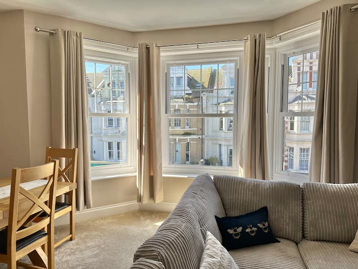 Spacious Maisonette By The Sea - Herstmonceux Castle